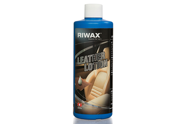 Carglass® Carwash | Riwax Leather Lotion voor je autostoelen